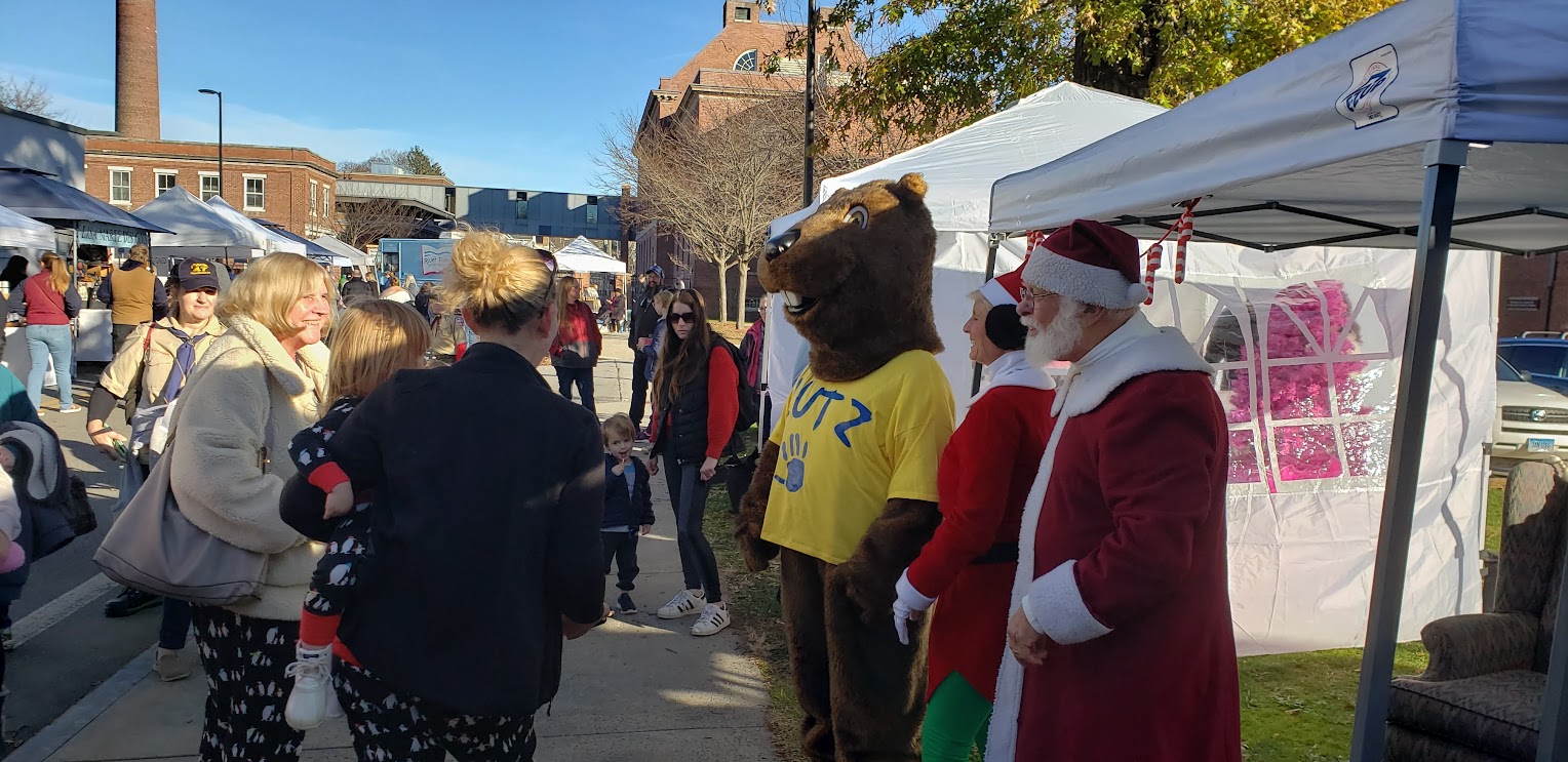 Holiday on Main Returns to Downtown Manchester on Small Business ...