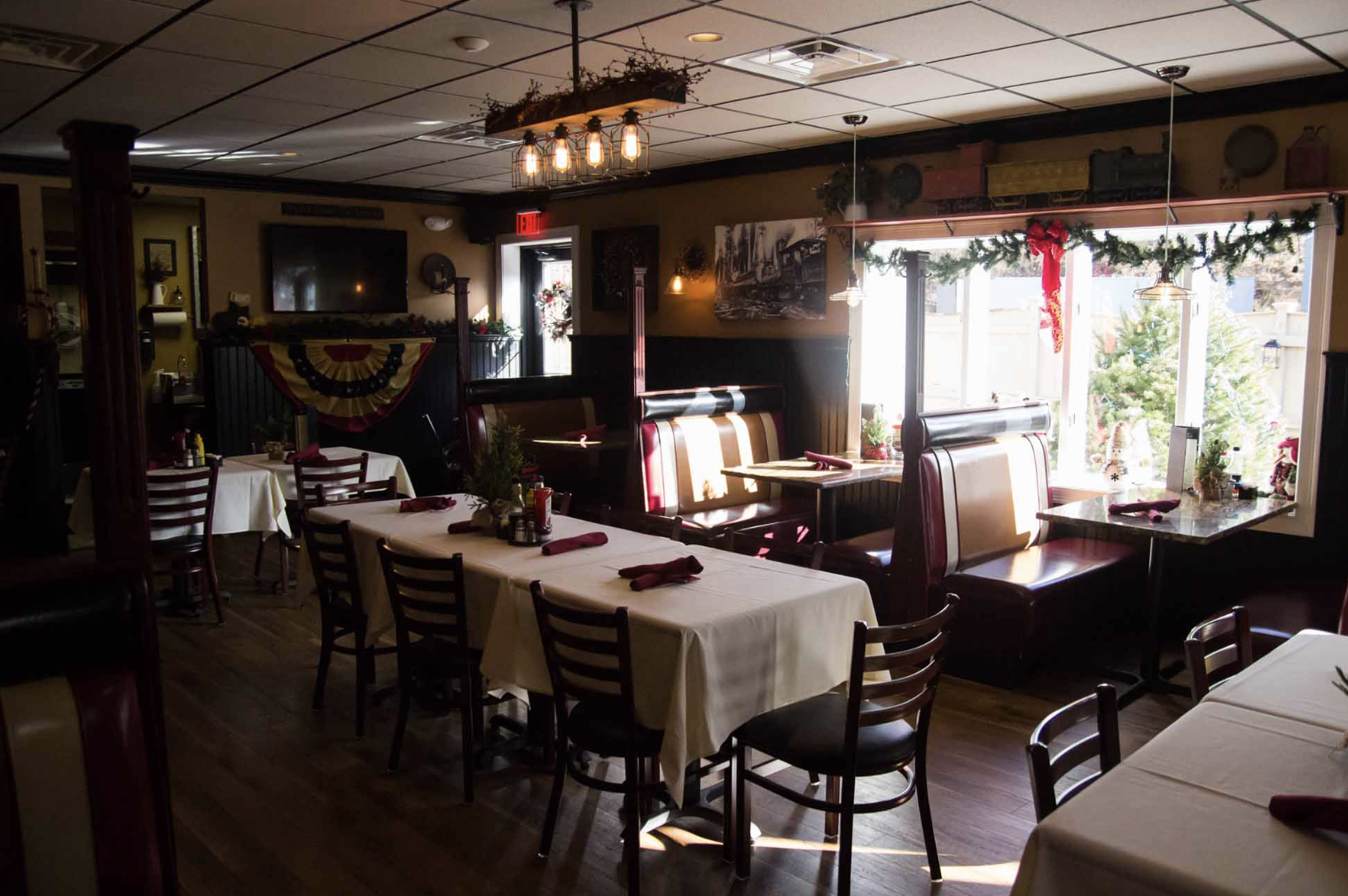 Railside Tavern - Finding Connecticut